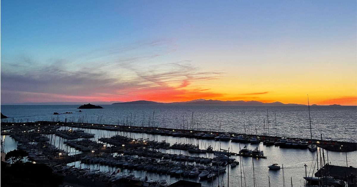 Tramonto sul porto di Punta Ala - LA FOTO | MaremmaOggi