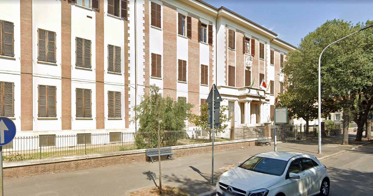 I licei Chelli si complimentano con Damiano e Mattia per la maturità