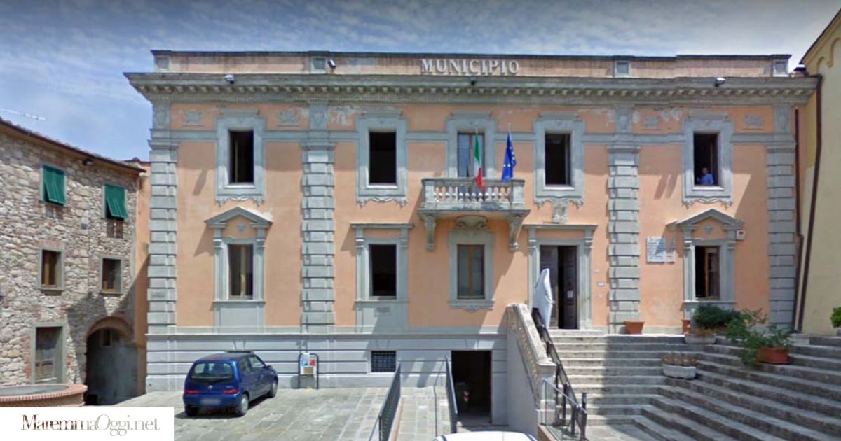 Mozione sul Natale «fascista». E l'opposizione esce dall'aula | MaremmaOggi